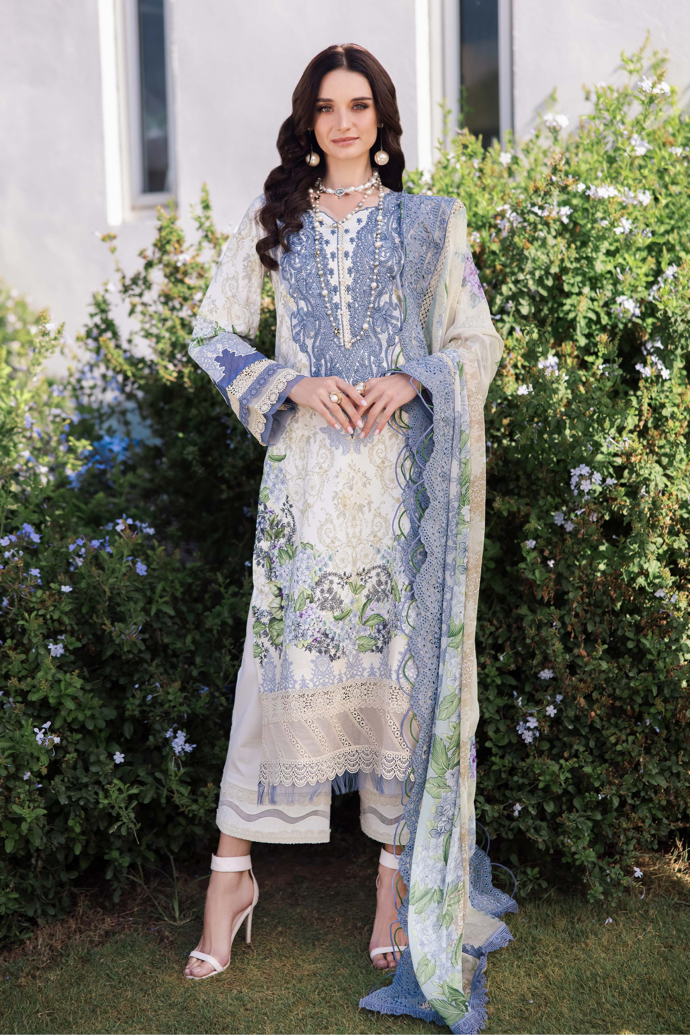 Needle Wonder 2025 by Jade - 1000000023833 – Studio Rubaa'i